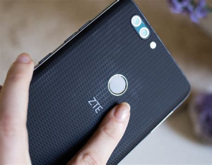 ZTE Launches Industry's First Wi-Fi 7 FTTR New Product with 2.5GE ...